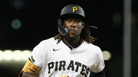 Pirates Oneil Cruz Makes History With 1224 Mph Single Yardbarker