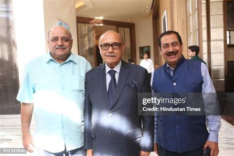 Distinguished Alumni Awards Photos And Premium High Res Pictures Getty Images