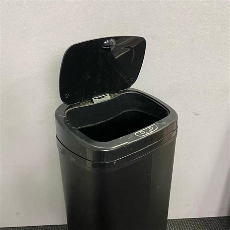 68l Motion Sensor Bin Sold Canterbury Used Office Furniture