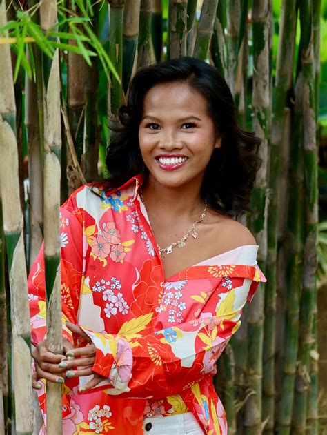Filipina Women Photos Download The Best Free Filipina Women Stock