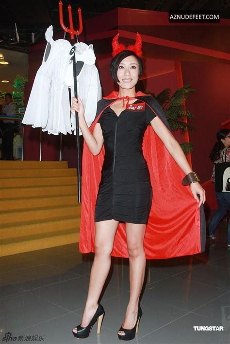 Tavia Yeung Feet Aznudefeet Tavia Yeung Feet Aznudefeet
