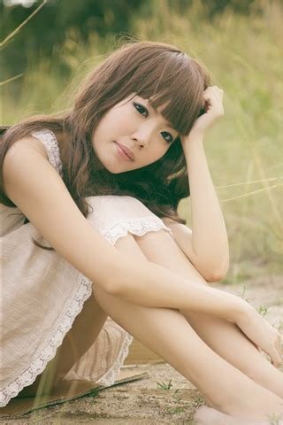 Wallpaper Asian Girl Sit On Ground Toy Rabbit Grass 2560x1600 Hd