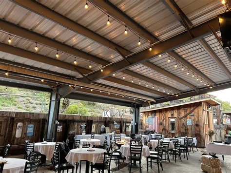 Buffalo Chip Saloon And Steakhouse Bbq Restaurant In Cave Creek Az The Vendry
