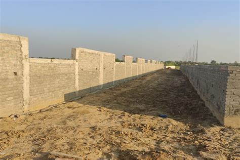 Compound Wall Aqc Buildcon Pvt Ltd