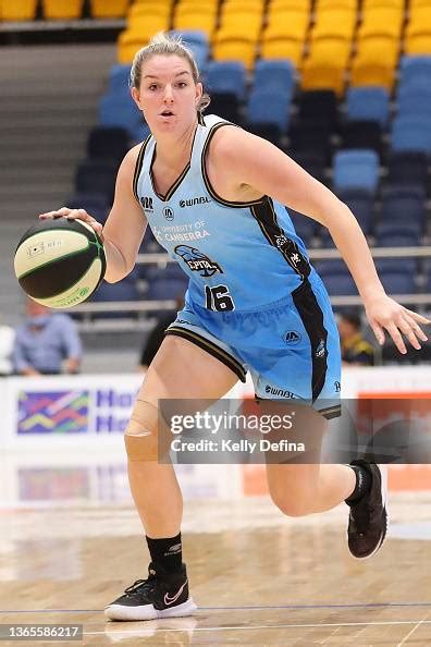 Casey Samuels Of The Capitals Shoots During The Round Eight Wnbl