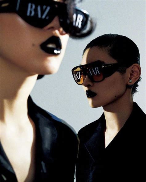 8 Duo Poses Ideas Poses Photography Poses Model Poses