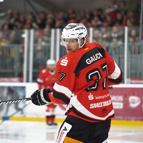 Vertragsauflösung Mit Verteidiger Thomas Gauch Saale Bulls