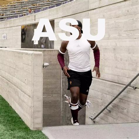 [video] Emma Kline On Linkedin Noah Lau This Is So Creative And Visually Stunning