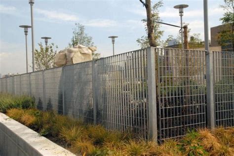 Grigliato Fence At Pier 25 Ny