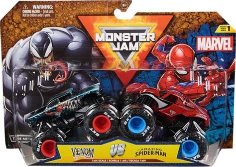 Monster Jam Dvě Sady Originálních Monster Trucků V Superhrdinském