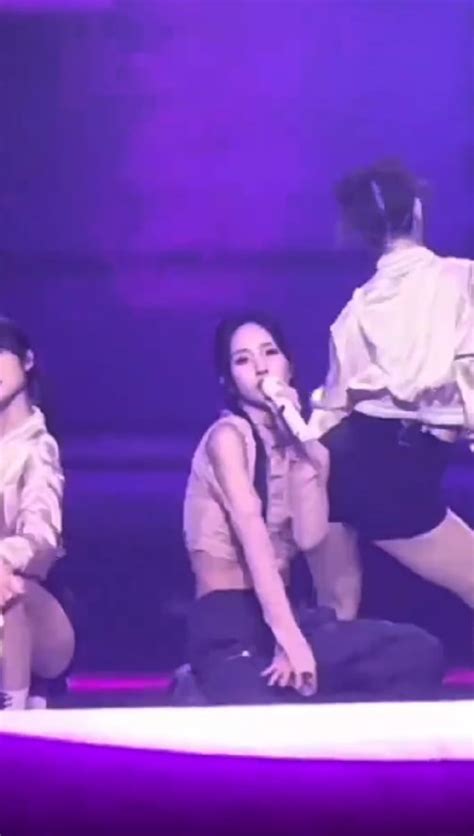 Mina R Twicexnice
