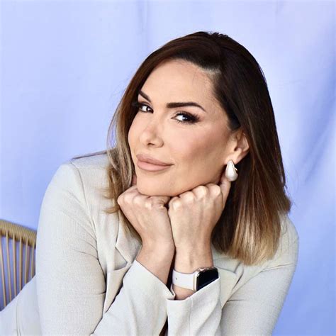 People ההנפקה של מיכפל תוליד שתי מיליונריות חדשות תמי אוחנה קול מנכלית חברת שירותי השכר של