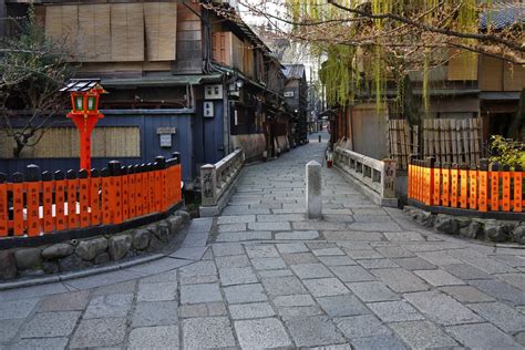 祗園からアクセス最高。春夏秋冬 京乃宿 ギオン福住を紹介していく♪ よっし〜ブログ