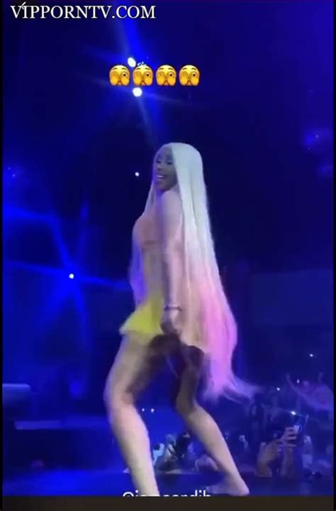 Cardi B Shaking Ass On The Stage So Porn Rclassiccardibsongs
