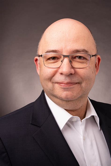 Adam Pawelek Projekt Und Vergabemanagement Ki Im Krankenhaus