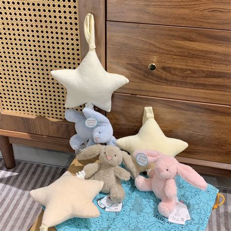 英国jellycat害羞兔子八音盒拉铃五星音乐盒挂件安抚毛绒玩偶送礼 阿里巴巴