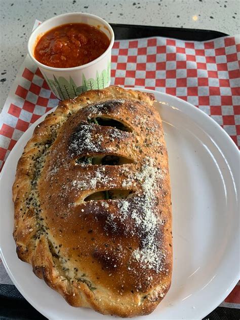 Andrews Pizza And Bakery Hood River Menü Preise And Restaurant