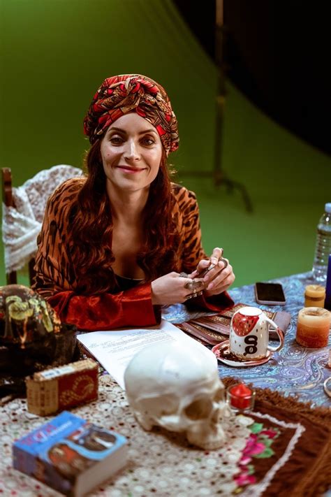 Anđelka Stević Žugić Intimni Pogled Iza Kulisa života I Rada Kroz