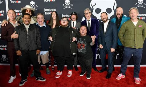 Jackass Returning As New Tv Show On Paramount Complex