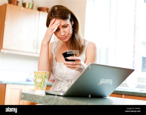 No Internet Computer Hi Res Stock Photography And Images Alamy