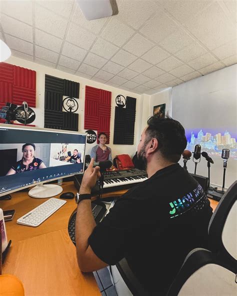 No Solo Son Instalaciones De Primer Vocal Class Studio