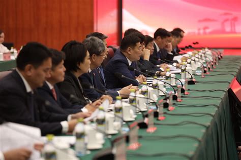 Гашуунсухайт Ганцмод боомтын хил холболтын төмөр замын бүтээн байгуулалтыг эхлүүлнэ