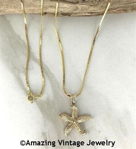 Sarah Coventry Necklace Gem