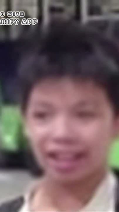 有兩個傻仔喺度唱歌 Youtube