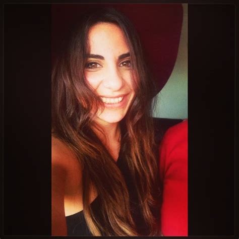 Stream Jasmine Giselle Akbari Music Listen To Songs Albums