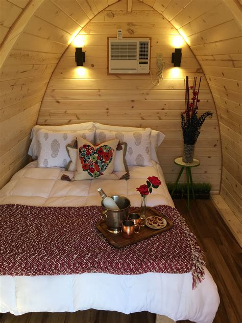 Interior Decoration Glamping Pod In America