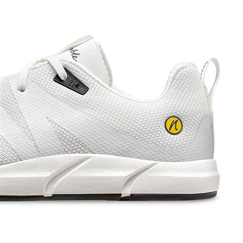 Addict White Men Running Shoe Joe Nimble