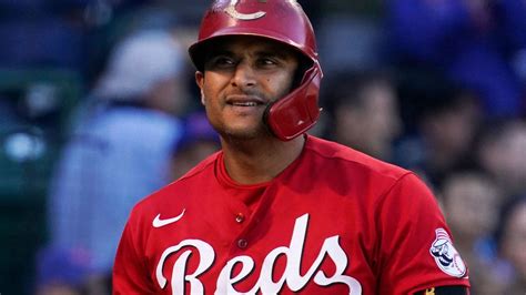 Twins Finalize 1 Year Deal With Veteran If Donovan Solano Espn