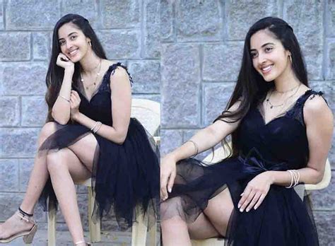 Hot And Bold Photos Of Simrat Kaur Filmy