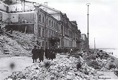 Post War Leningrad Candid Photos Of A City Reclaiming Life 1945 1950