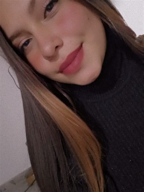 Charlottwatson Gratis Live Webcam Show And Xxx Chat Xhamsterlive