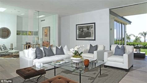 Sunset Strip Roseanne Actress Sara Gilbert Drops 35 Million On New Hollywood Hills Mansion