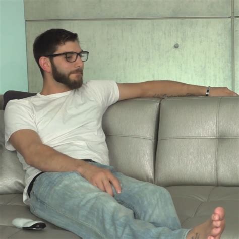 Logan Longs Feet