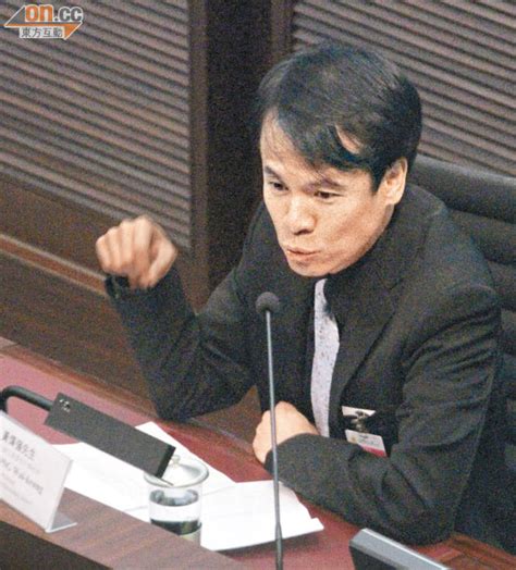 校長北上招生 被當包二奶 東方日報