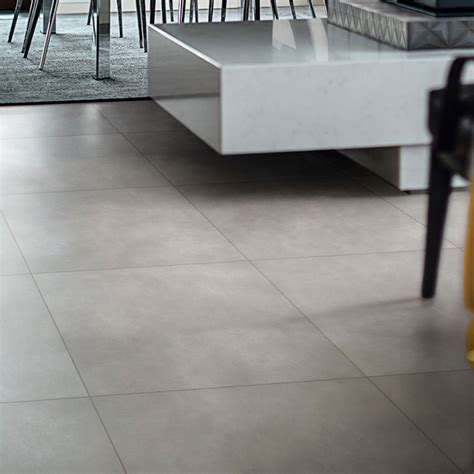 Porcelanato Gris Cemento Mate Liso 611x611cm Piso Pared — Acher Cerámicas
