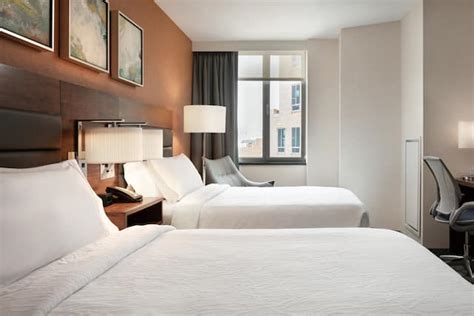 Hotels In New York Ny Find Hotels Hilton