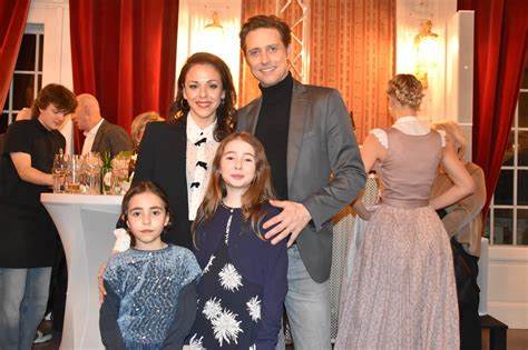 The Sound Of Music Lukas Perman Und Seine Töchter Liv Und Ivy Singen