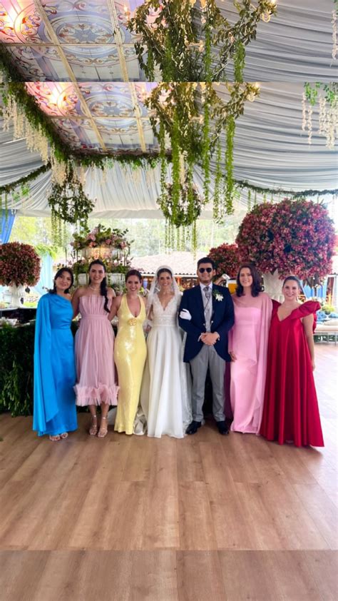 Una Boda De Ensueño En Cuenca Mikaela Báez Y Marcelo Ramírez Celebran