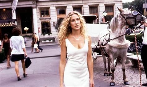 Sex And The Citynin Yıldız Carrie Bradshawdan Aldığımız Moda Dersleri Son Dakika Keşfet