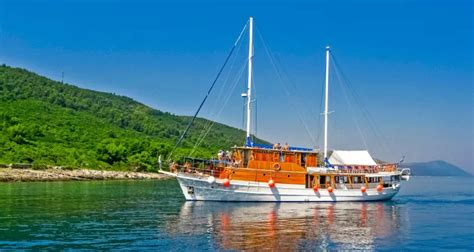 Ms Mirabela Cycling Holidays