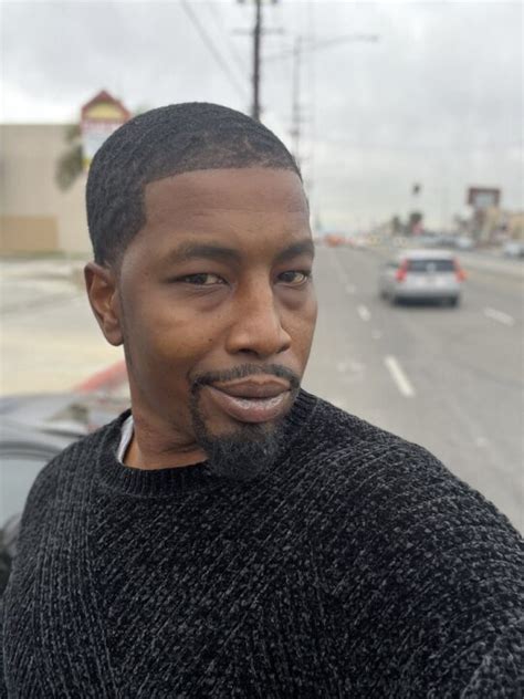 Isiah Maxwell Wallpicsnet Wallpapers Photos Pictures Backgrounds