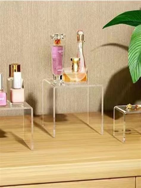 Suporte Expositivo Em Acrílico Risers De Plexiglass Para Figuras E