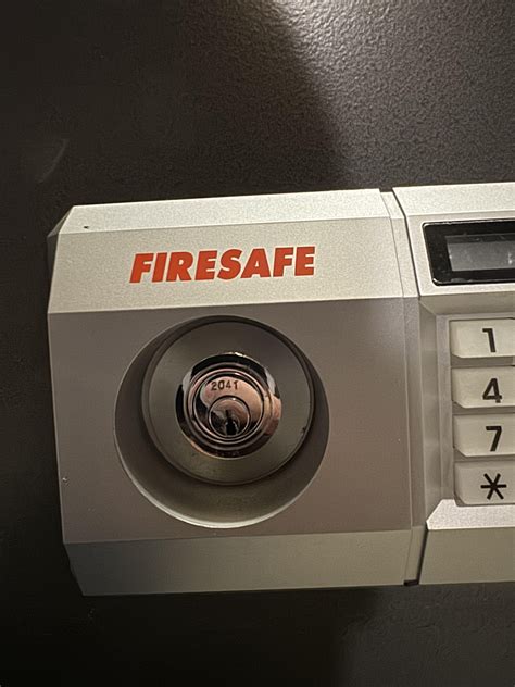 First Alert 2118df Keypad Dead Override Key Lost R Safecracking
