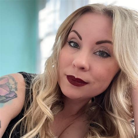 Lacee Anne Nordgren Nydle Lnydle • Threads Say More