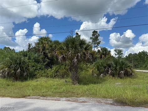1137 Rachel St E Lehigh Acres Fl 33974 ®