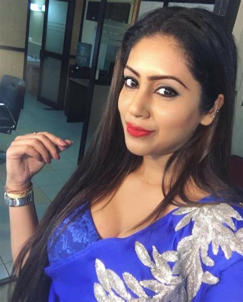 Achala🔥 R Sareebeauties